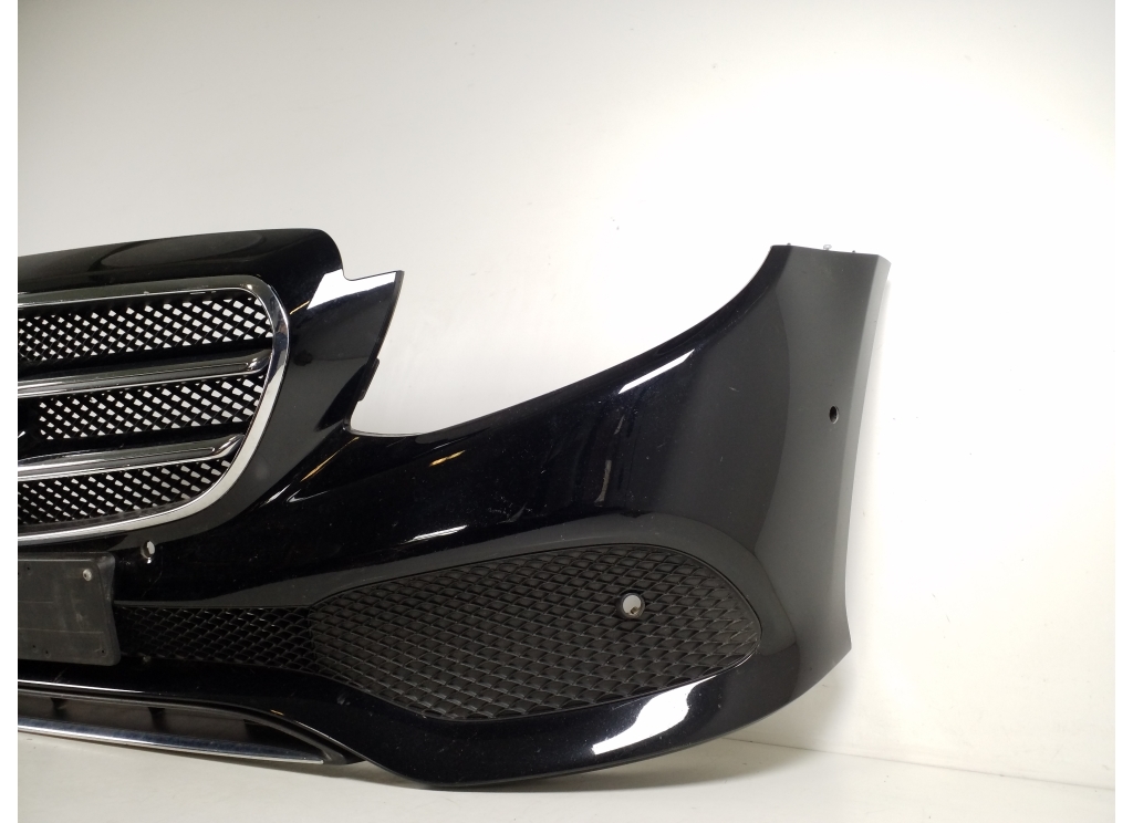 Naudotas Mercedes Benz E-Class Priekinis bamperis ir jo detalės ...