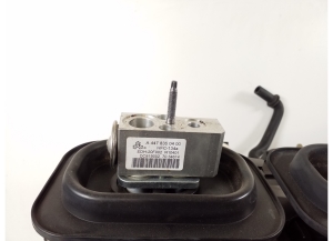 Naudotas Mercedes Benz Vito Salono pečius ir jo detalės