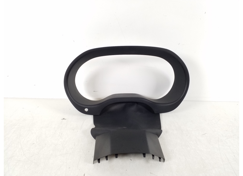 Used Mercedes Benz Vito Dashboard trim A4476801207