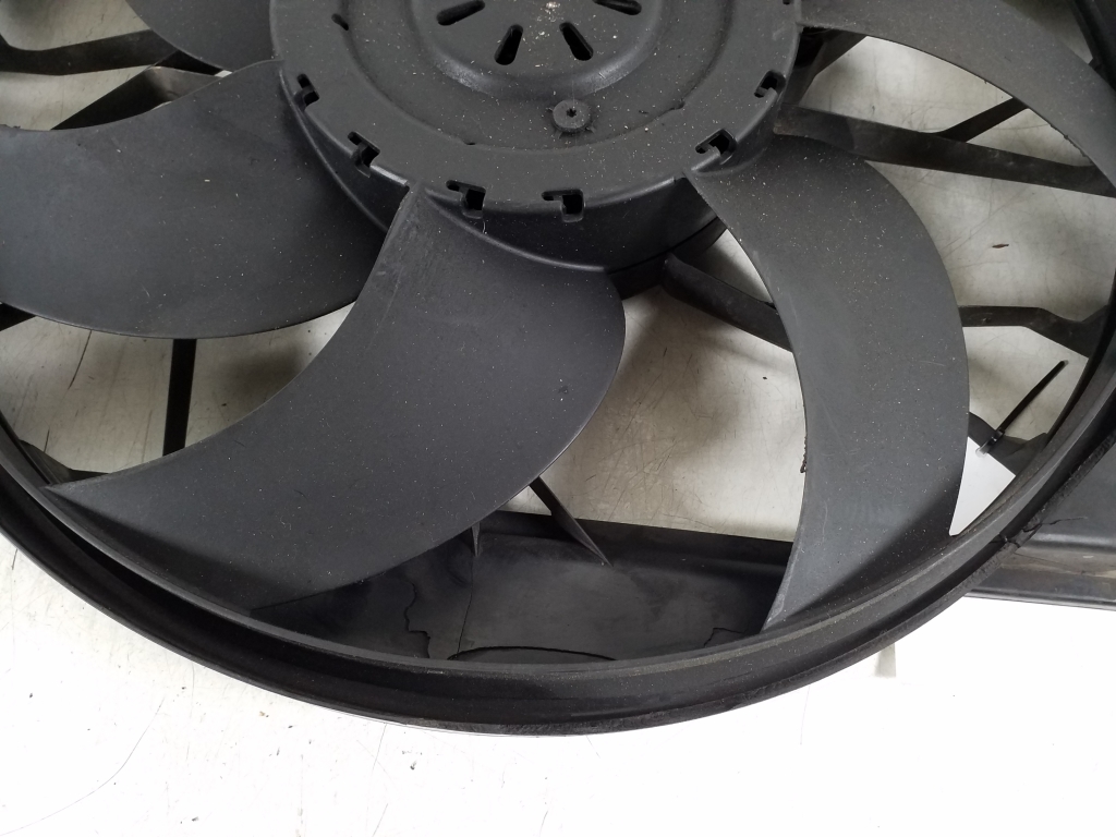 MERCEDES-BENZ CLK (C209) Engine Cooling Fan Radiator A2035001693 ...