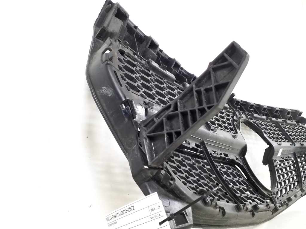 Used Mercedes Benz CLA-Class Front grille A1178880600