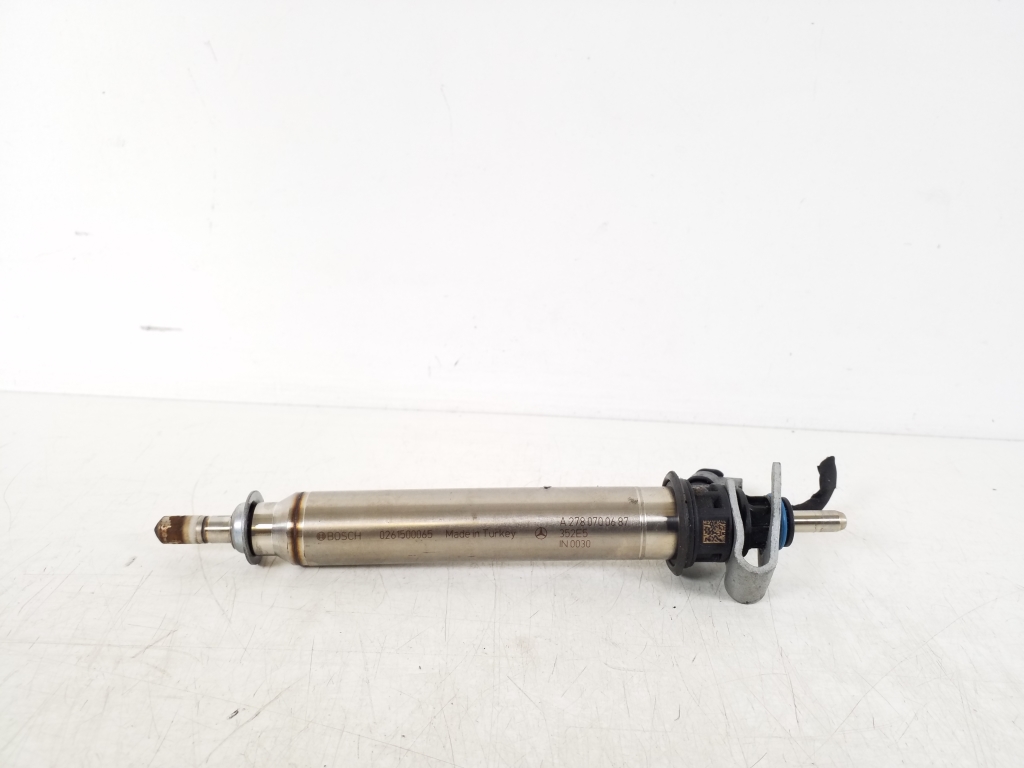 Used Mercedes Benz C-Class Fuel injector A2780700687