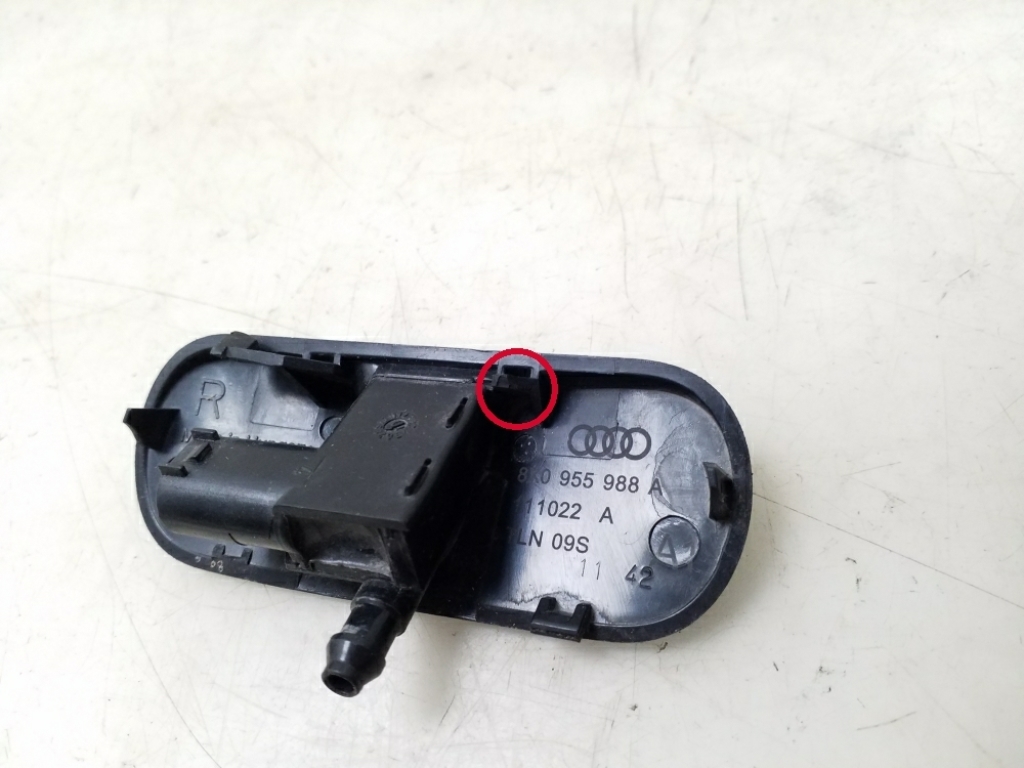 Used AUDI A1 Windscreen washer nozzle 8X0955988A