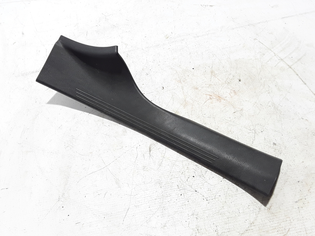 Used Mercedes Benz E-Class Inner threshold trim A2136808602