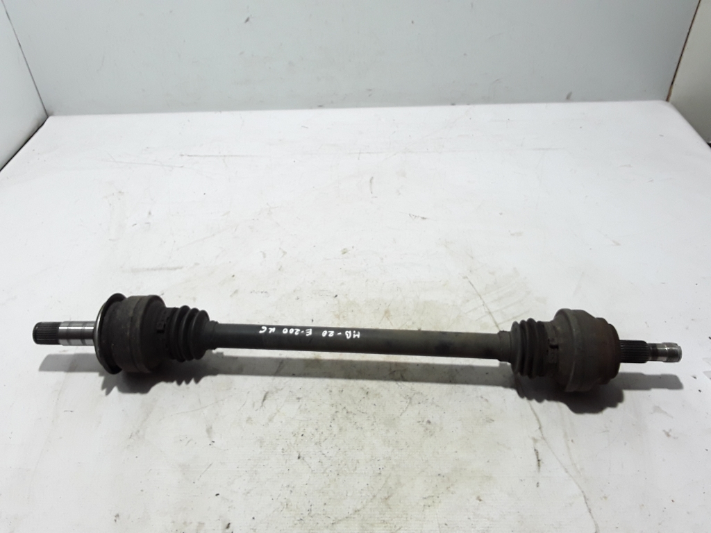 Used Mercedes Benz E-Class Rear axle and its details A2133504802