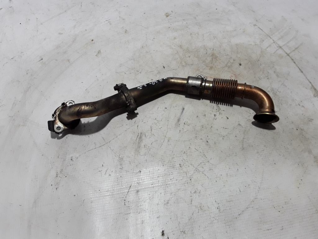 Used Mercedes Benz E-Class EGR valve pipe A6541403000