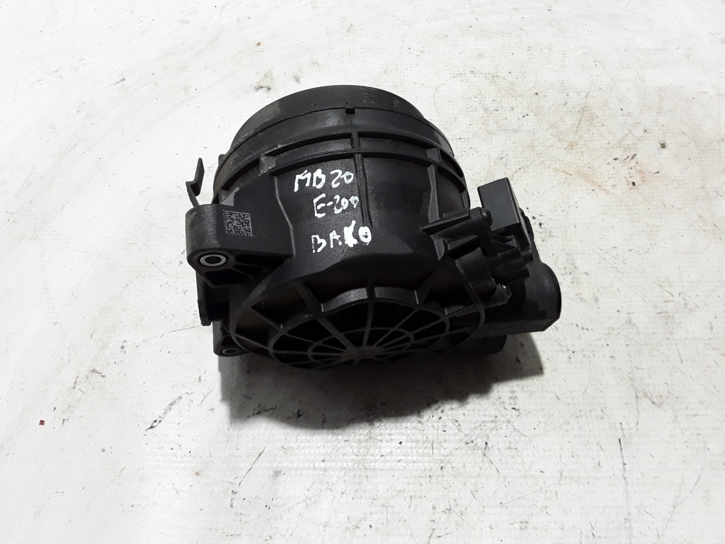 Used Mercedes Benz E-Class Fuel filter and its parts A0029907911