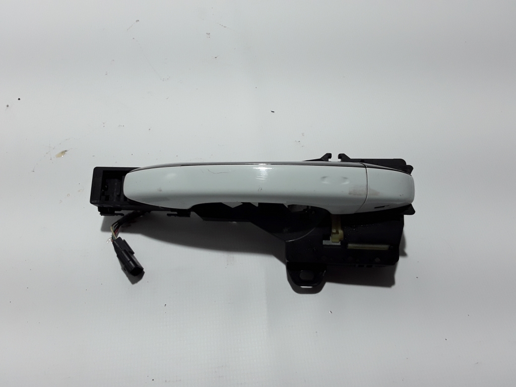 Used RENAULT Talisman Front door external opening handle and its details