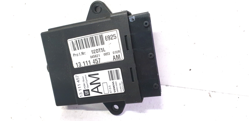 Used Opel Vectra Central locking control unit 13 111 457