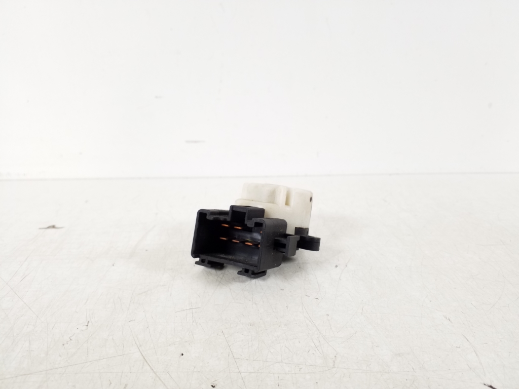 Used TOYOTA Corolla Ignition lock contacts 84450-0D010