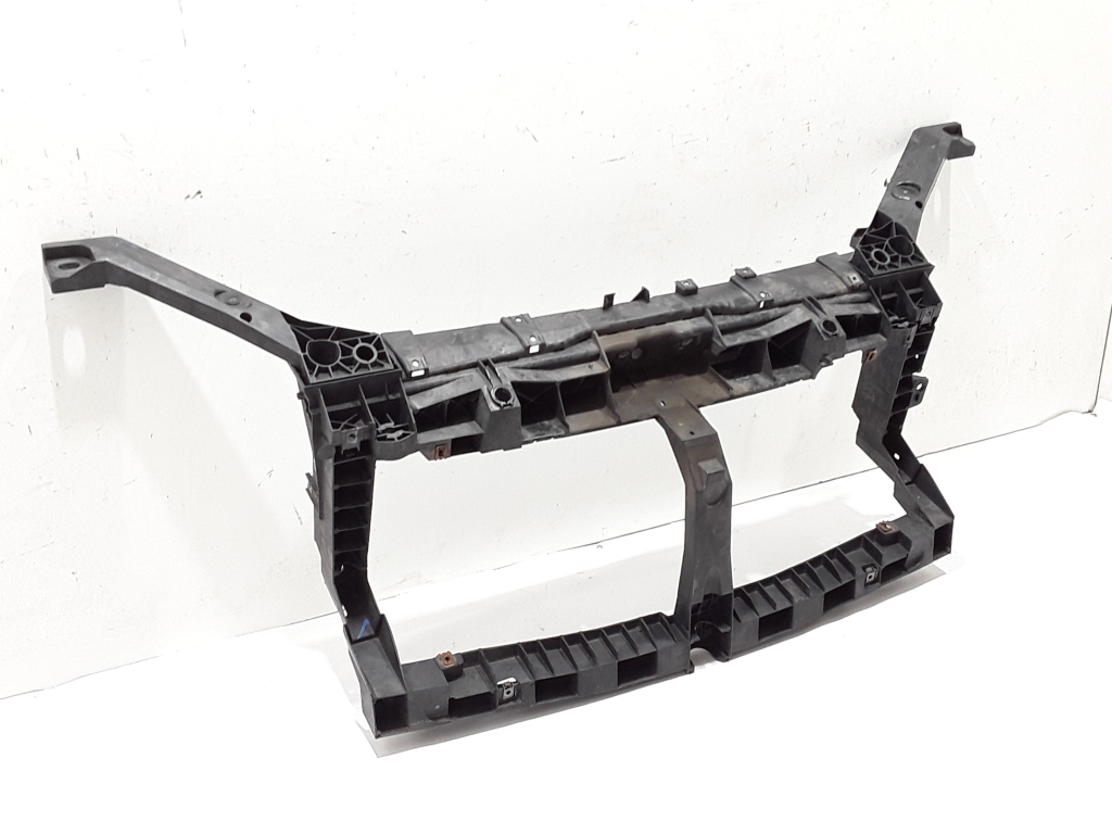 Naudotas RENAULT Trafic Priekinis rėmas ir jo detalės (panelė) 625001299R
