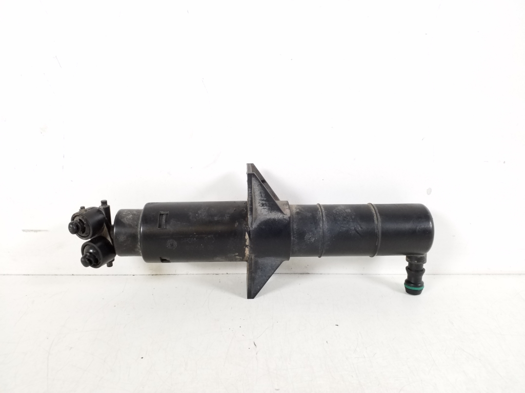 Used Mercedes Benz Vito Headlamp spray nozzle A6398600547