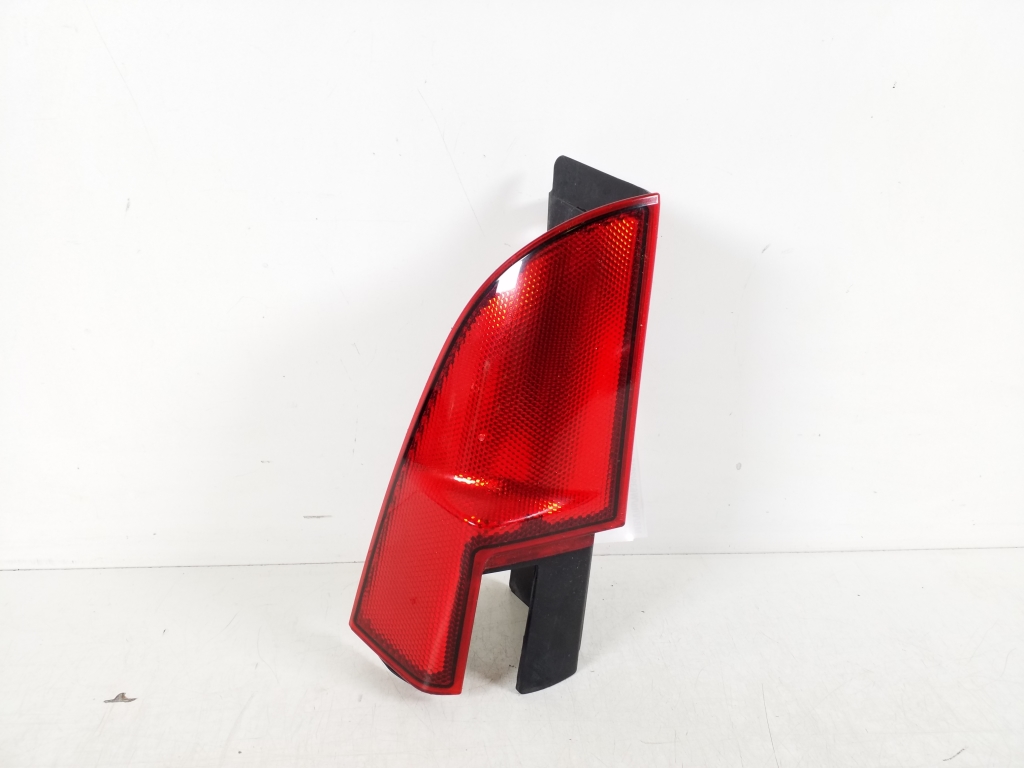 Used Mercedes Benz Vito Rear lamp reflector A6398202064