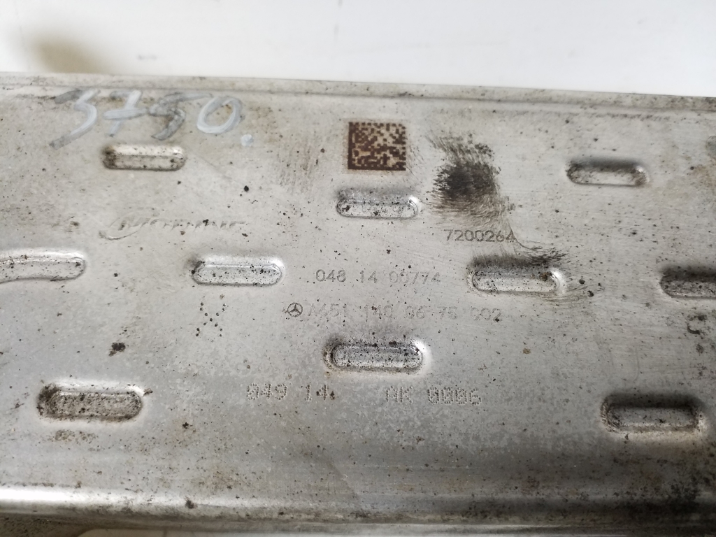 Used Mercedes Benz Vito EGR valve cooler A6511400675