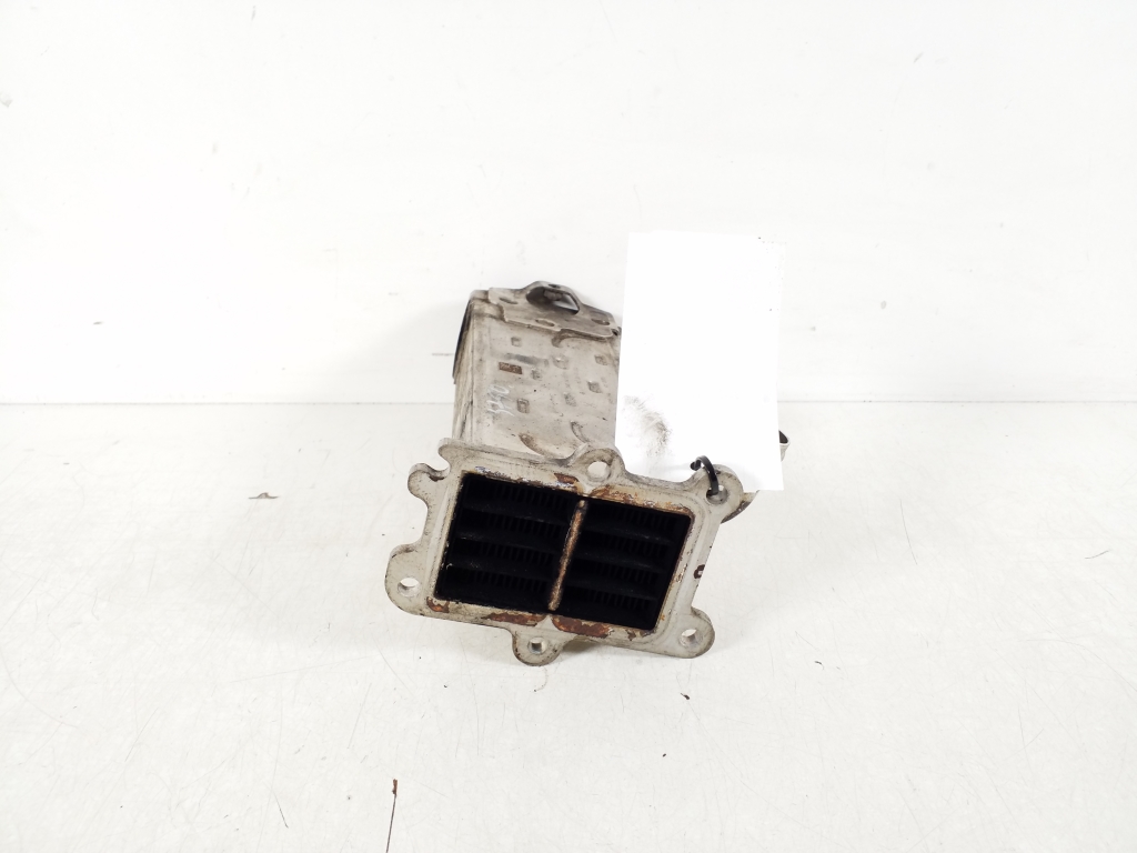 Used Mercedes Benz Vito EGR valve cooler A6511400675