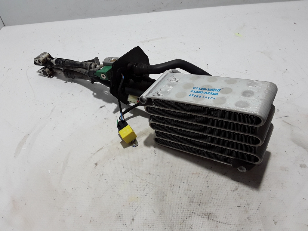 Used RENAULT Trafic Radiator interior air conditioning G113010010