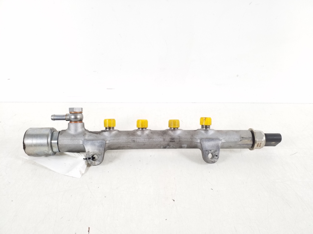 Used Mercedes Benz A-Class High pressure fuel route and its details