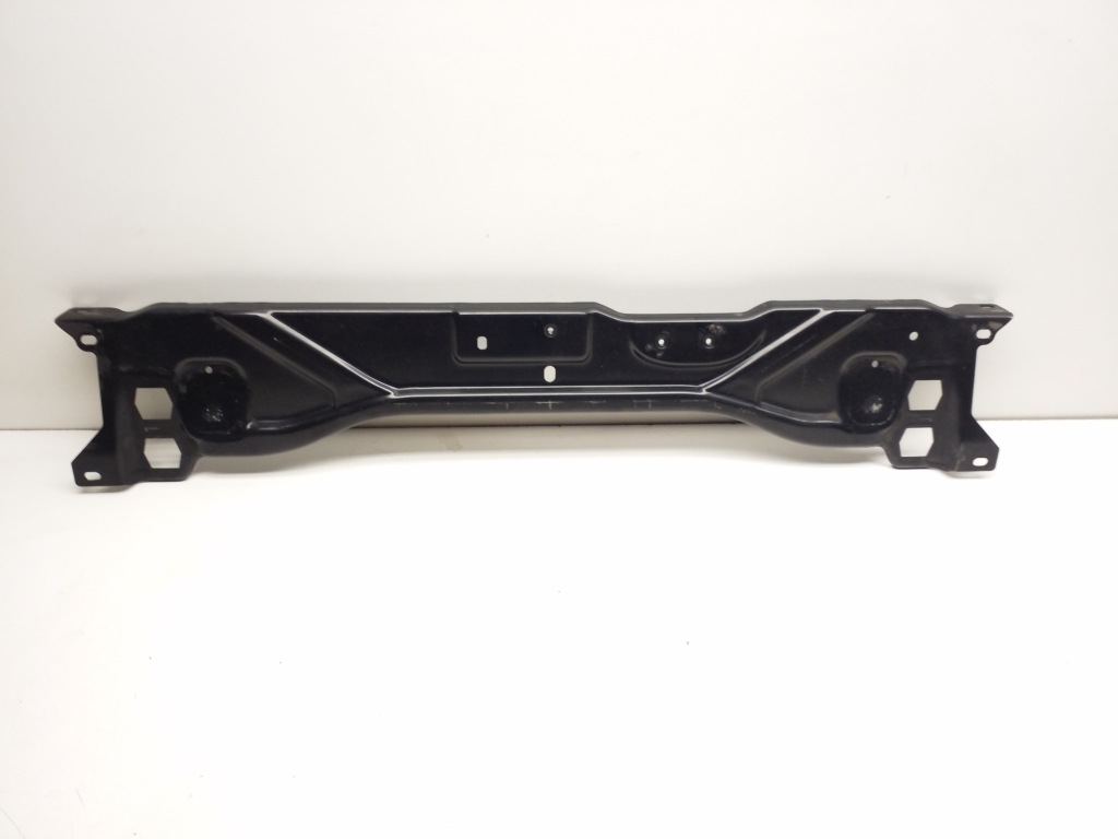 Used Mercedes Benz E-Class The middle part of the front frame A2126200072