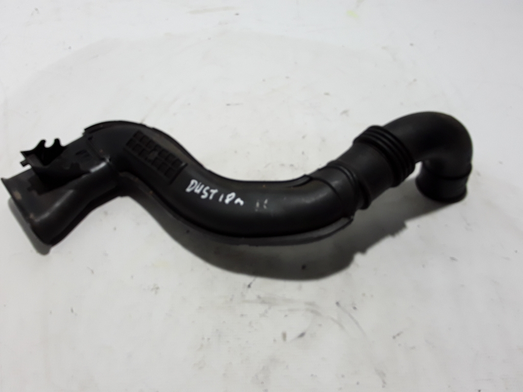 Used Dacia Duster Air intake hose 165555731R