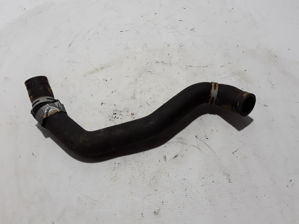 Used Dacia Duster Cooling radiator hose 215017928R