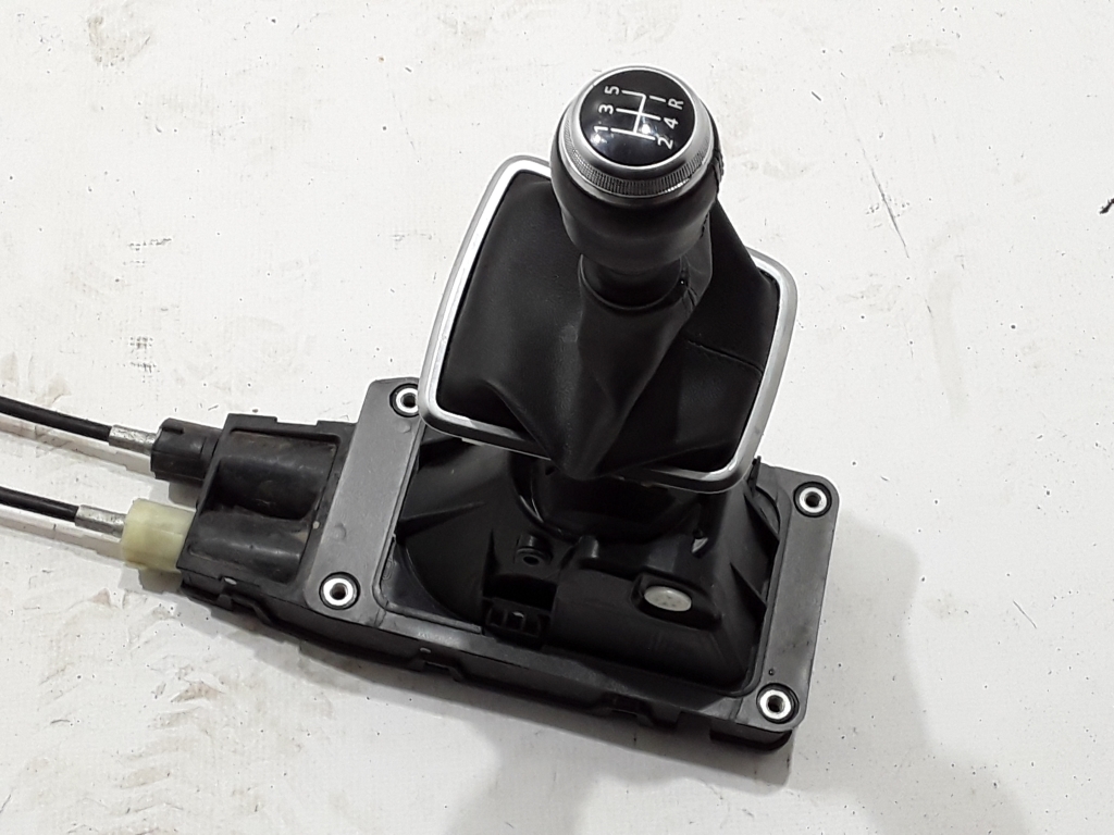 Used Dacia Duster Gear shift mechanism 349018842R