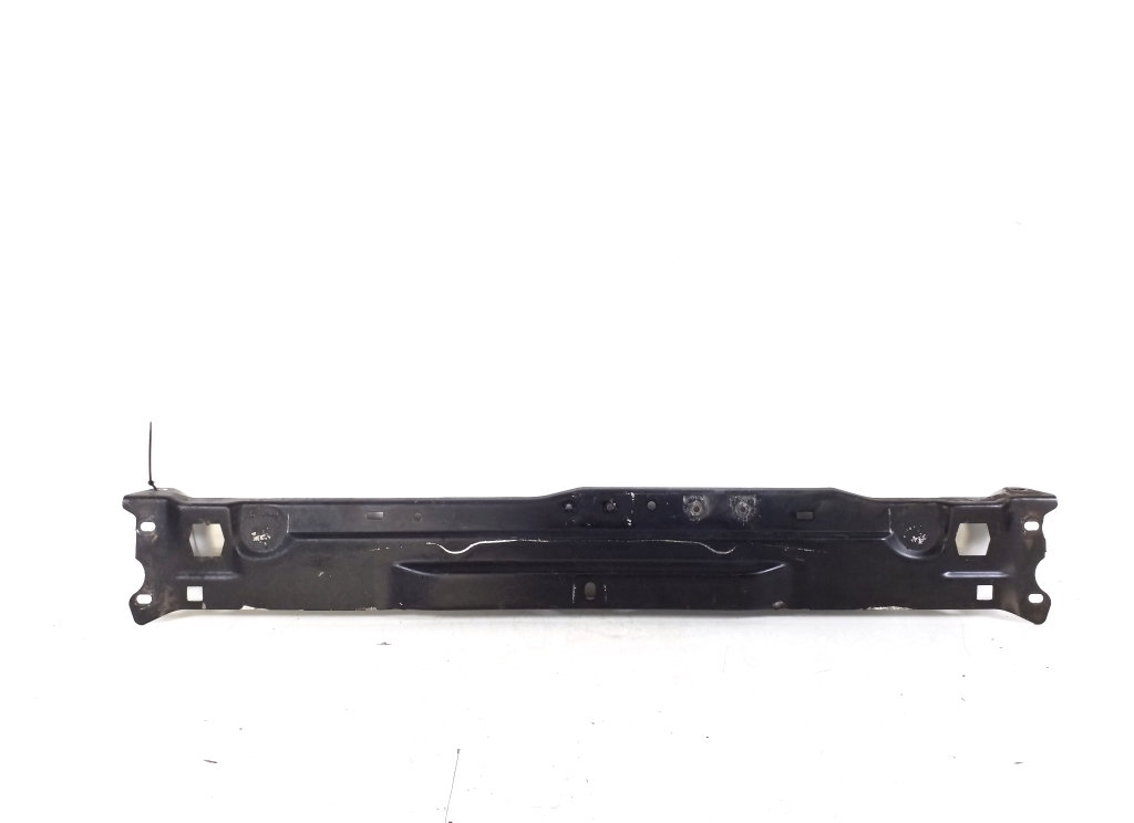Used Mercedes Benz C-Class The middle part of the front frame A2046200072