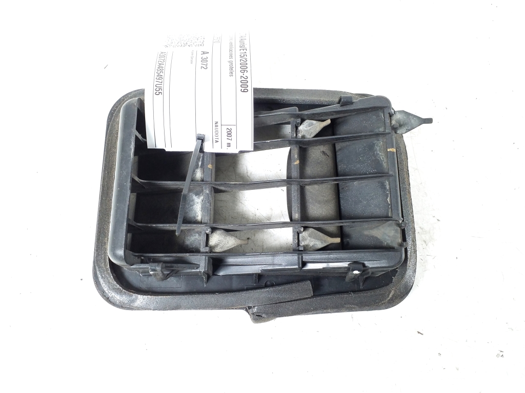 Used TOYOTA Auris Rear wing ventilation grille 62940-0F010