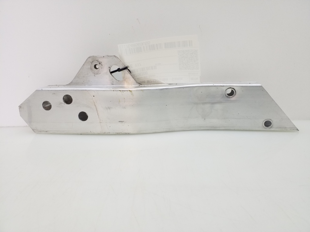 Used Mercedes Benz E-Class Other detail of the front frame A2536210500