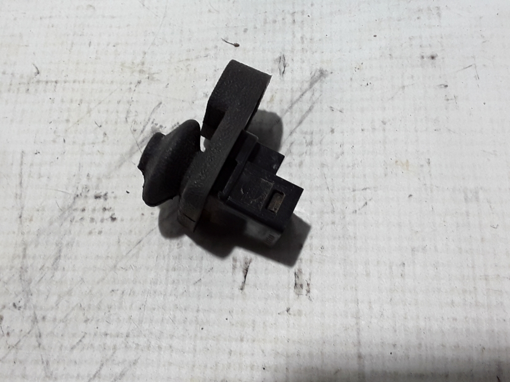 Used NISSAN Pathfinder Door switch on the body 25360AD000