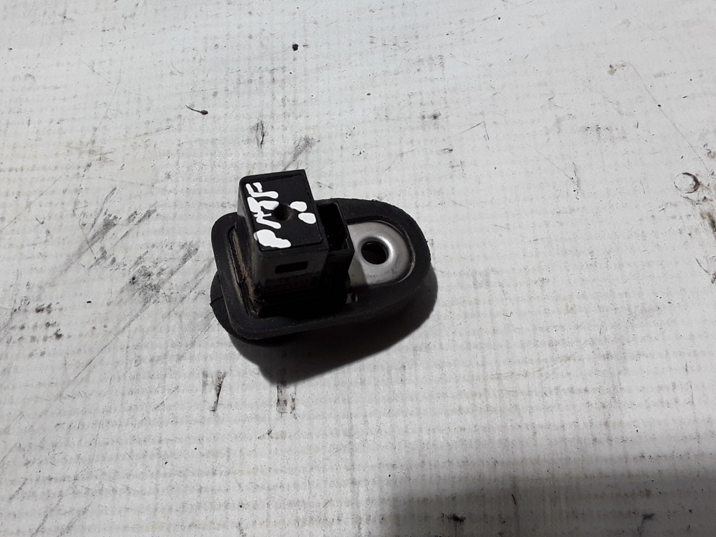 Used NISSAN Pathfinder Door switch on the body 25360AD000