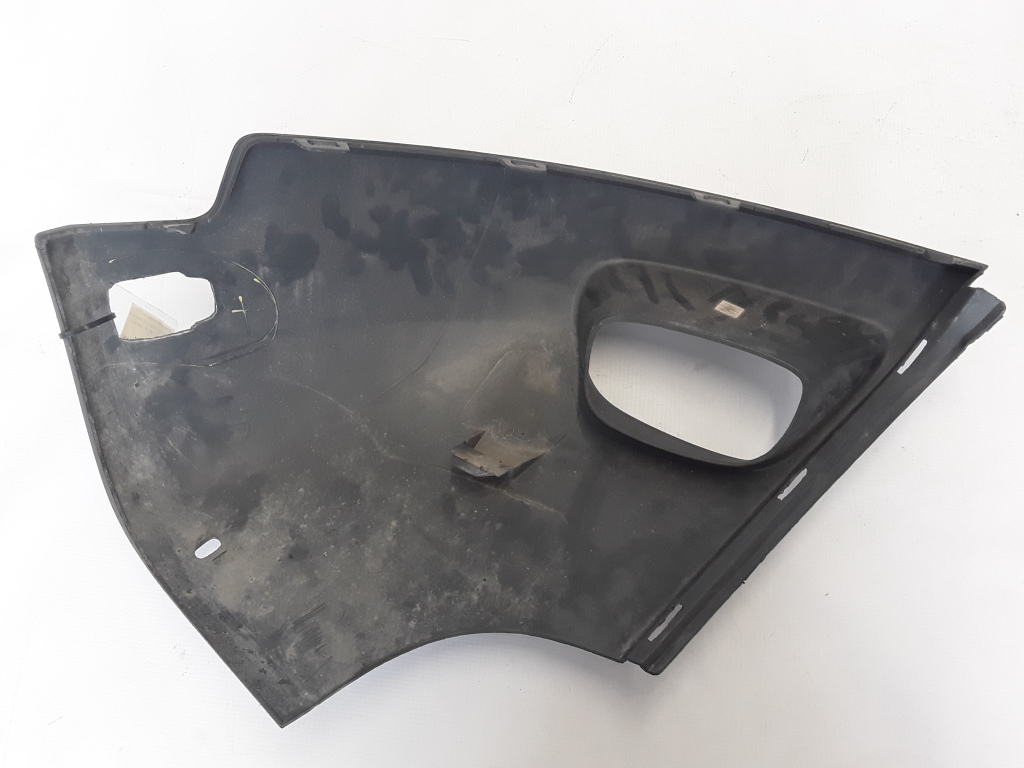Used VOLVO XC90 Other part of the front bumper 30678950