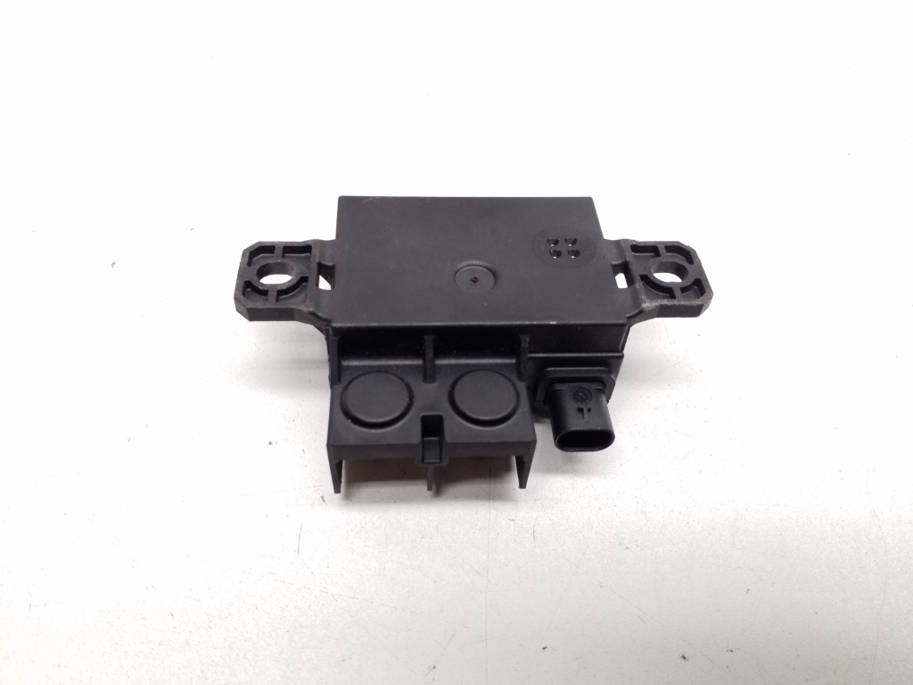 Used Mercedes Benz E-Class Relay A0009822023