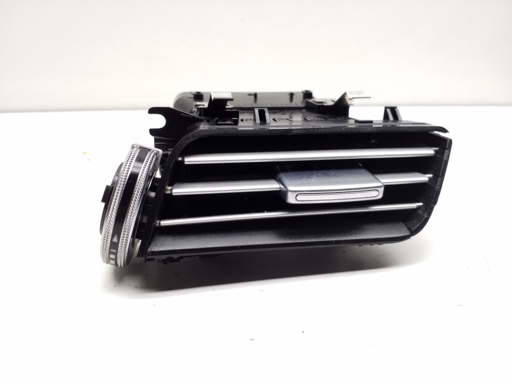 Used Mercedes Benz E-Class Interior panel ventilation grilles A2128303454