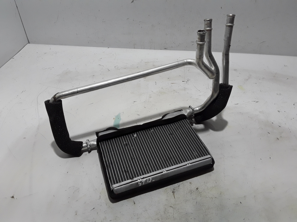 Used BMW 5 SERIES Interior shoulder radiator 9163330