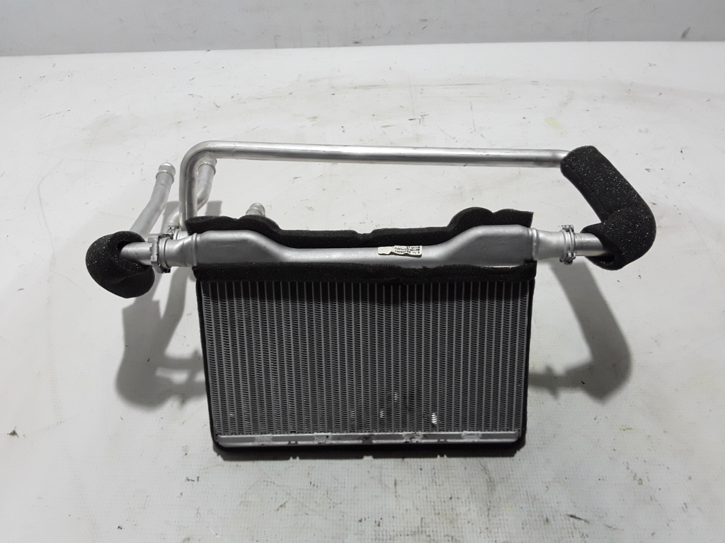 Used BMW 5 SERIES Interior shoulder radiator 9163330