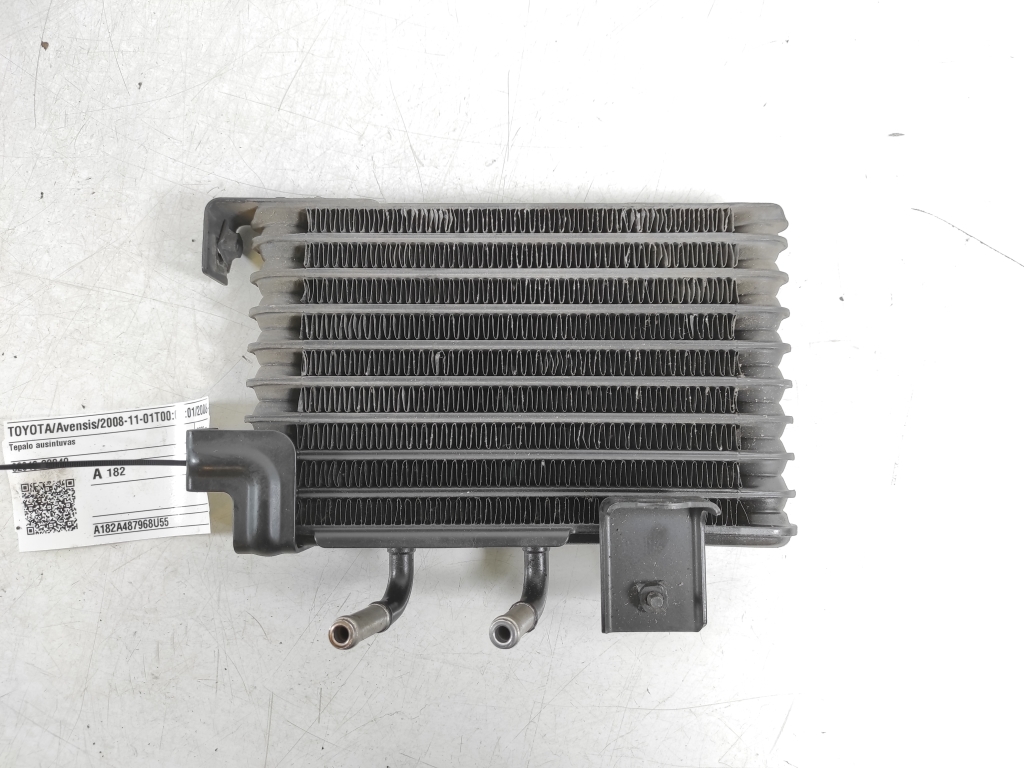 Used TOYOTA Avensis Oil cooler 32910-20040