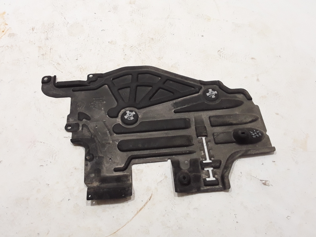 Used VOLVO S60 Protection under the bottom 31420484