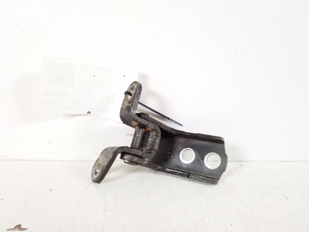 Used TOYOTA Avensis Front door top hinge 68720-0D010