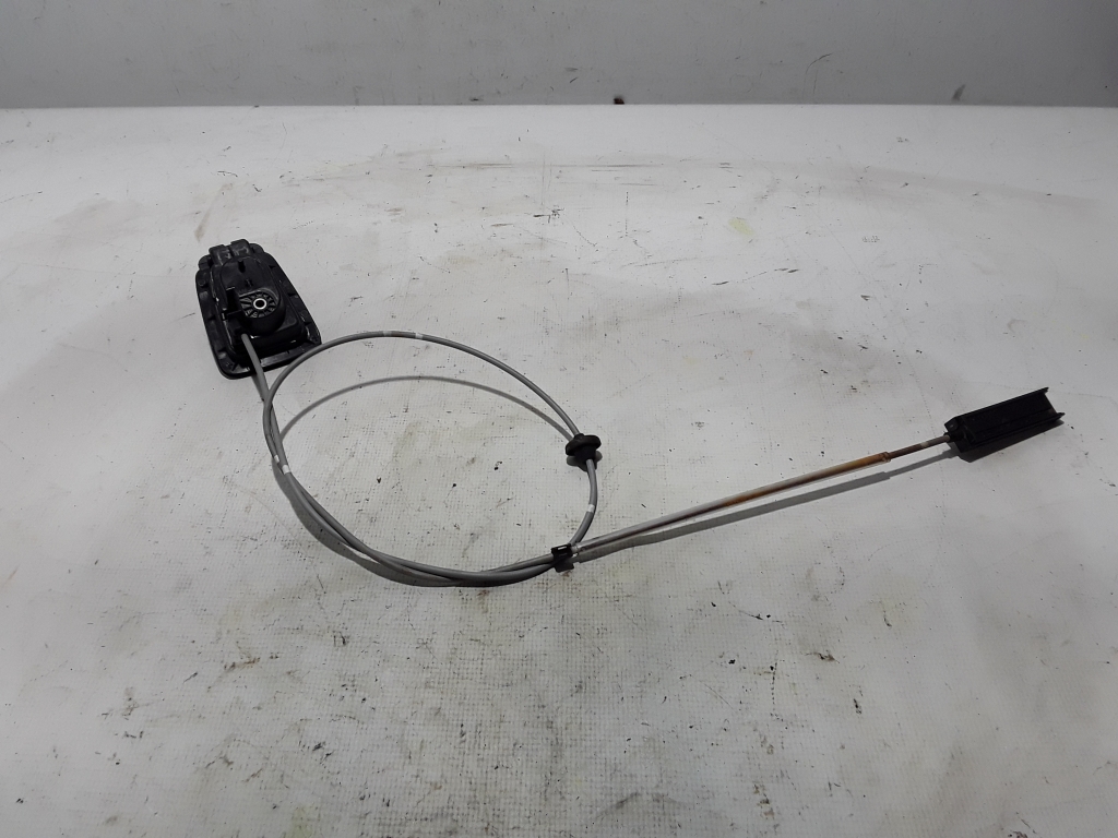 Used VOLVO S60 Engine cover opening handle in the passenger compartment ...