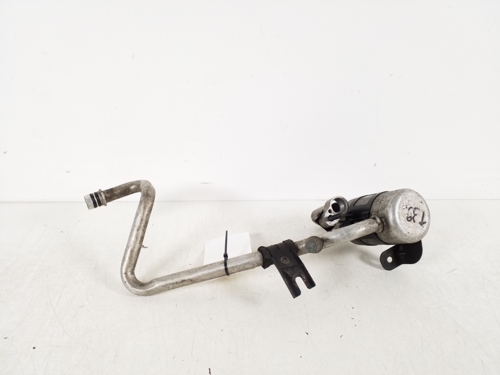 Used TOYOTA Avensis Hose for air conditioning 88470-05020