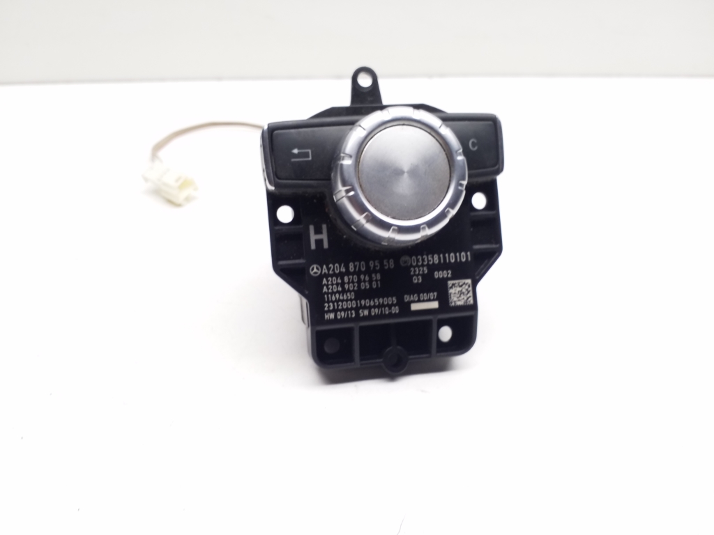 Used Mercedes Benz C-Class Switch screen display A2048709558