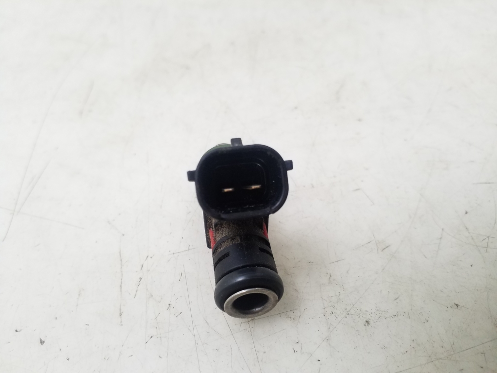 Used Skoda Fabia Fuel injector 03E906031C