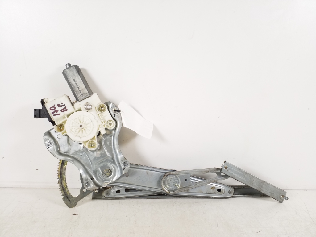 Used TOYOTA Corolla Front door window lifter 69810-02130