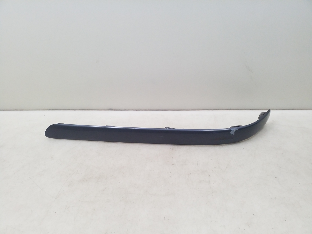 Used TOYOTA Avensis Rear bumper trim 5275205040