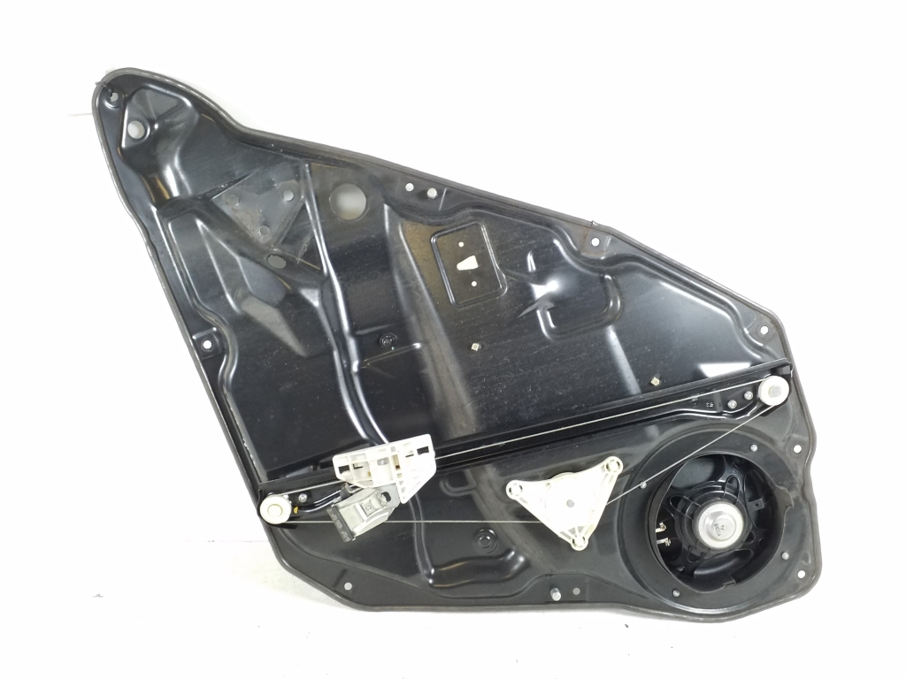 Naudotas Mercedes Benz ML-Class Galinių šoninių durų stiklo pakėlikas ...