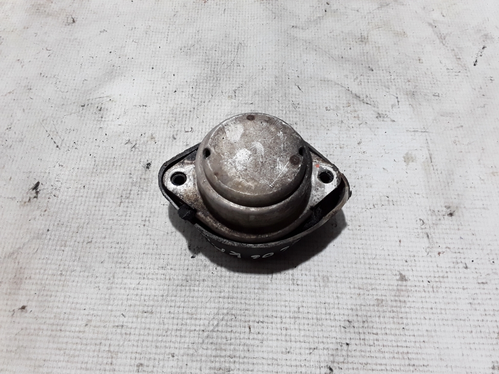 Used AUDI A6 Pillow gearbox 4B0399151M