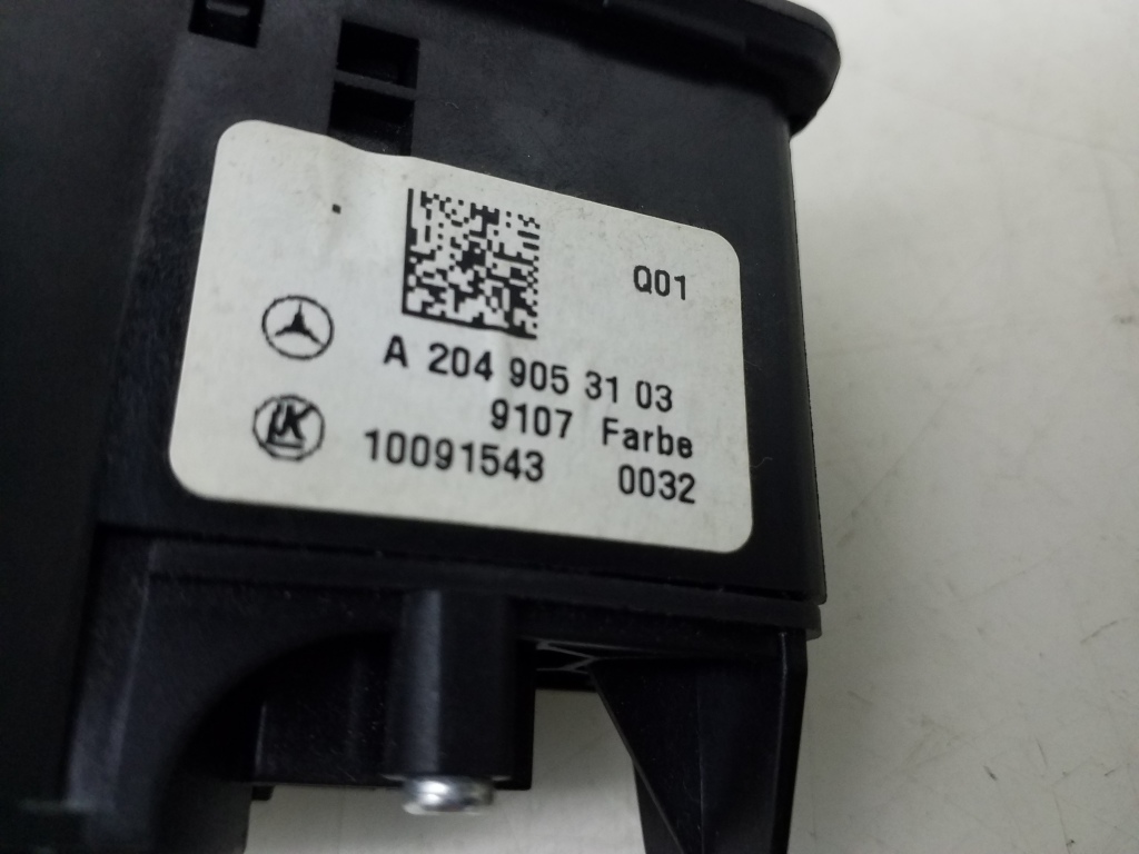 Used Mercedes Benz B-Class Light on switch A2049053103