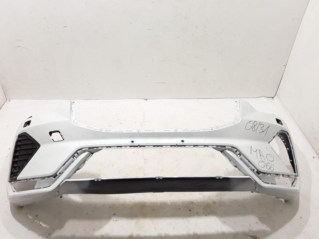 Used VOLVO XC60 Front bumper 32234958