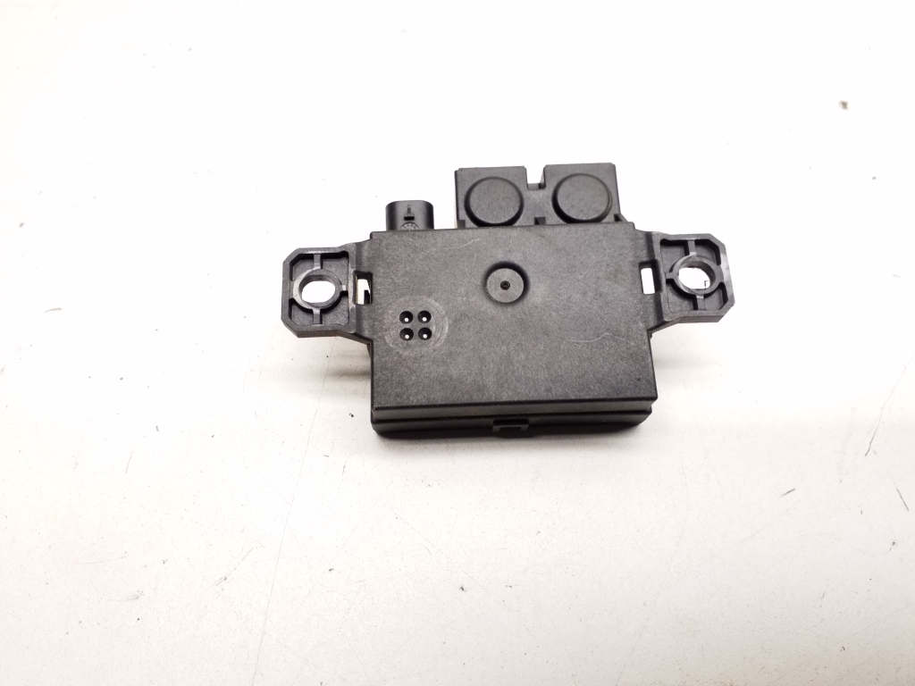 Used Mercedes Benz E-Class Relay A0009822023