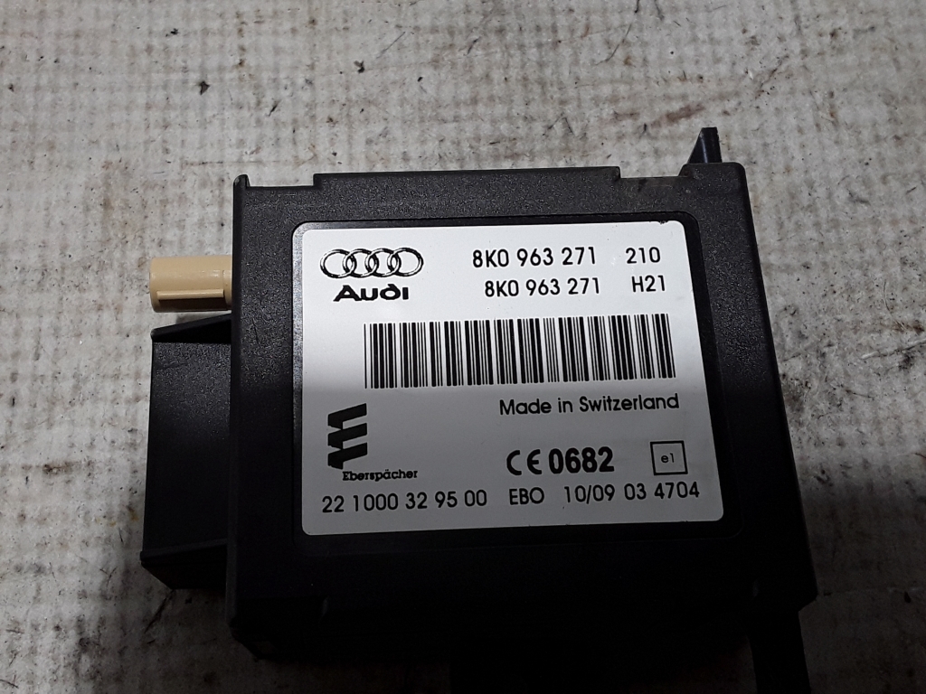 Used AUDI Q5 Webasto relay 8K0963271